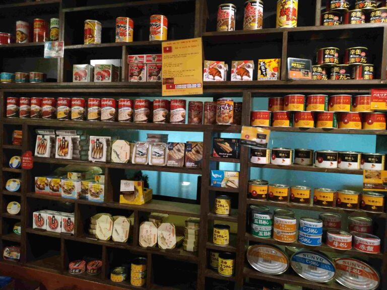 Mr Kanso - Bar & Canned Food River Side Restaurant - Osaka - Japan